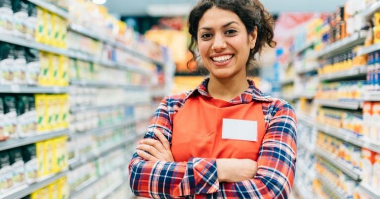 Devenir Marchandiseur - Fiche métier : rôle, missions, qualités, formation